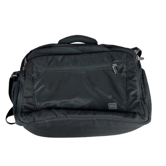 REI | Bags | Rei Coop Quantum Laptop Shoulder Messenger Bag Padded ...
